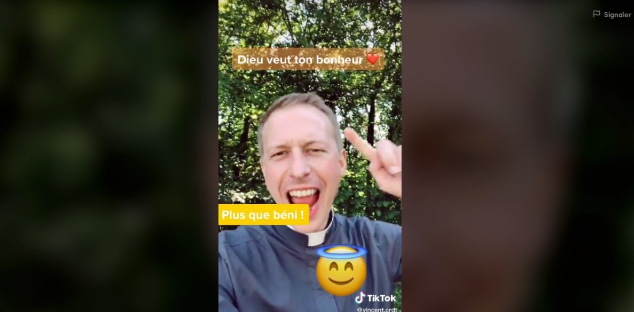 Le père Vincent Cardot, un curé qui fait le buzz sur Tik Tok | RCF