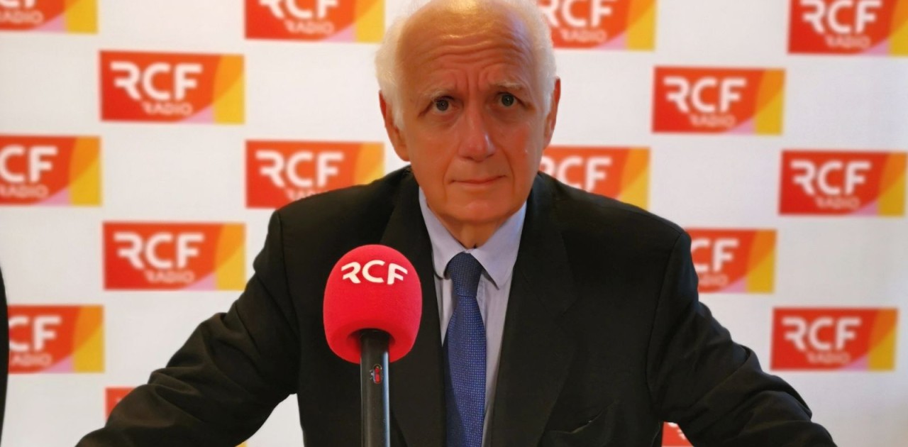 Pr Didier Houssin: "On peut redouter un variant qui échappe à l ...