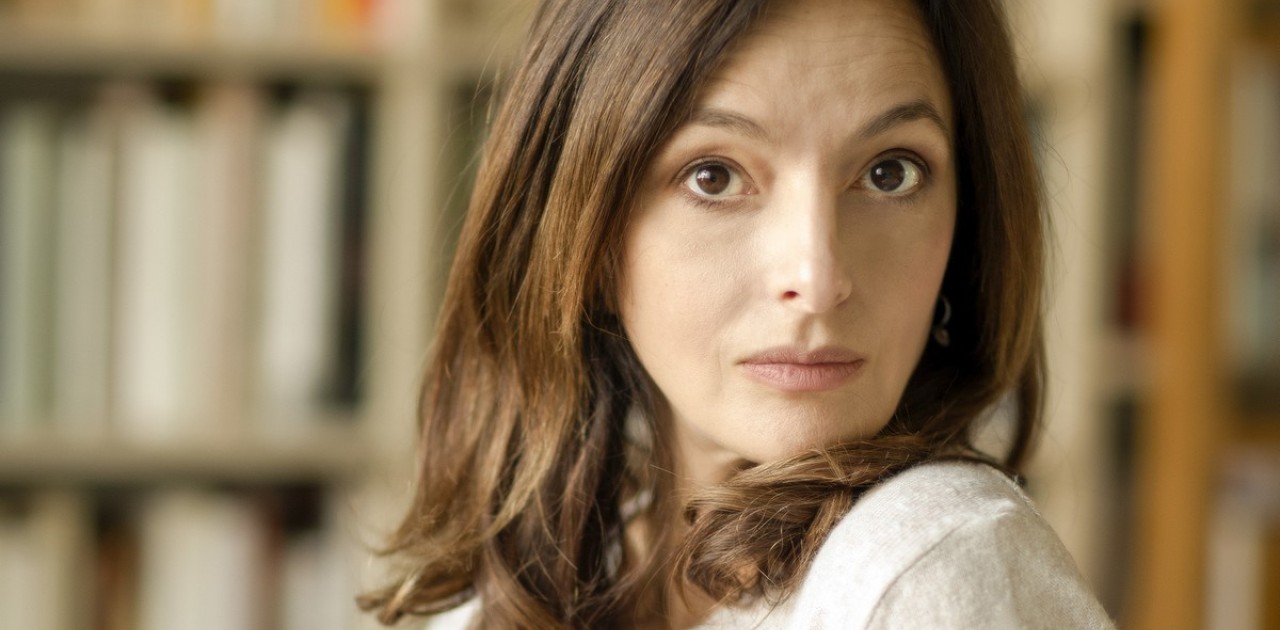 Éliette Abécassis : l'interprétation des textes sacrés, un trésor du ...