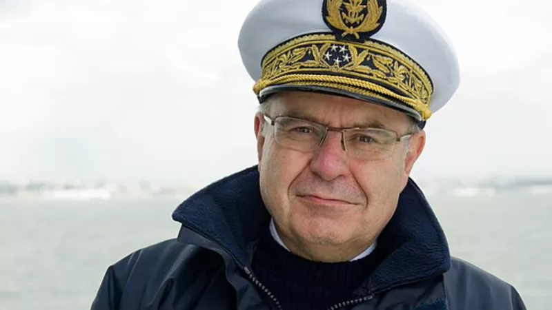 L'amiral Bernard Rogel, un marin à l'Elysée | RCF